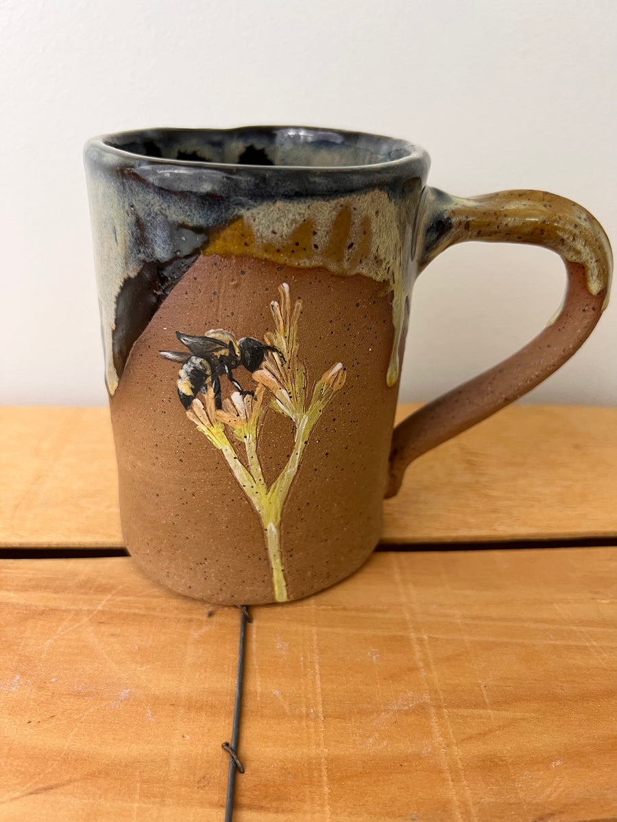 Drippy Bee Mug – The Rooted Rooster Boutique